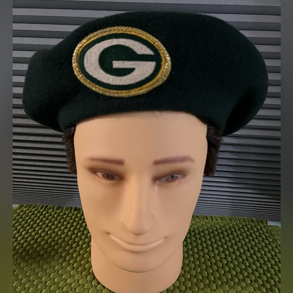 NFL | Accessories | Vintage Team Nfl Moretz Sports Green Bay Beretcaddy ...